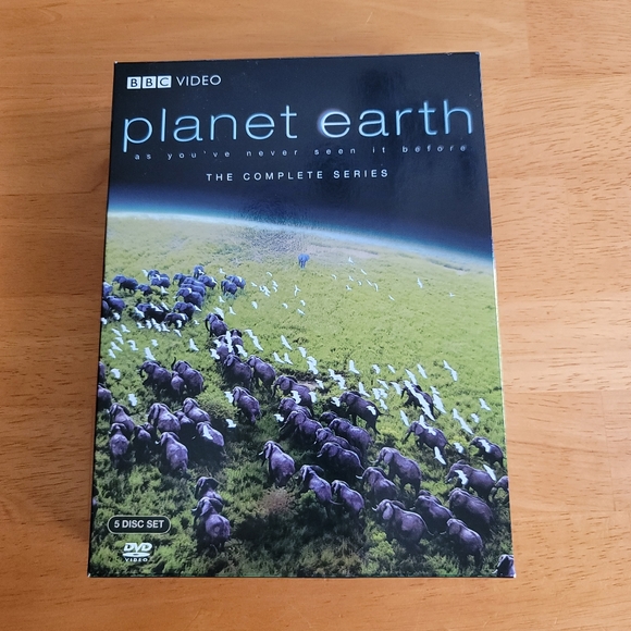 BBC | Media | Planet Earth 207 5 Disc Dvd Set David Attenborough Bbc ...